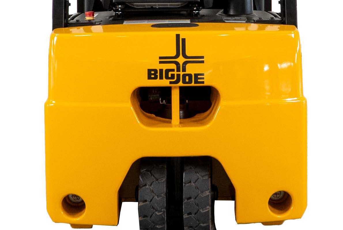 LVE35 3,500 lb. Capacity Integrated Lithium-Ion Three-Wheel Pneumatic ...